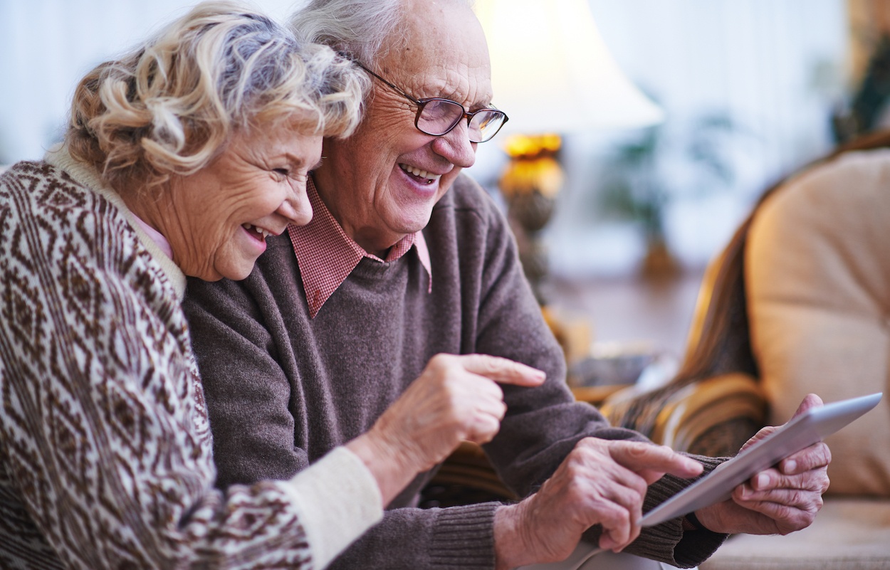 3 Tips To Promote Online Safety For Seniors 3-tips-to-promote-online-safety-for-seniors